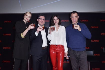 Campari celebra los 100 años de Negroni con “Entering Red”